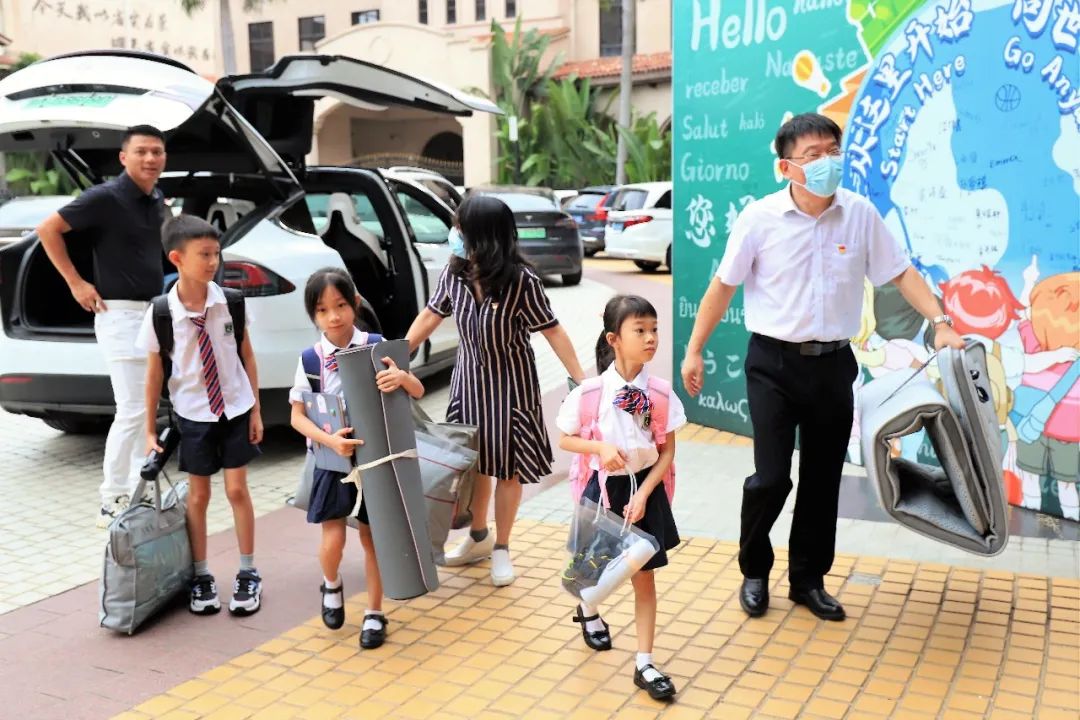 元耕山语湖双语学校开学典礼-帮你择校